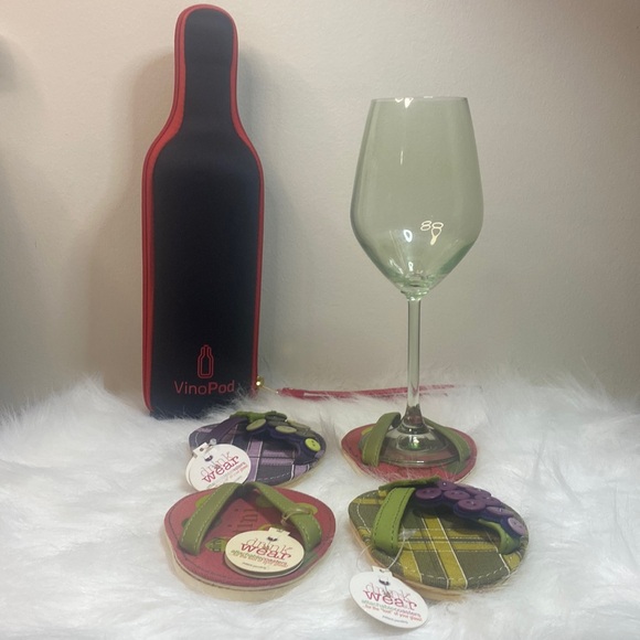 Carrie | Other | Coasters Drink Wear 4 Piece Attachable Nwt | Poshmark